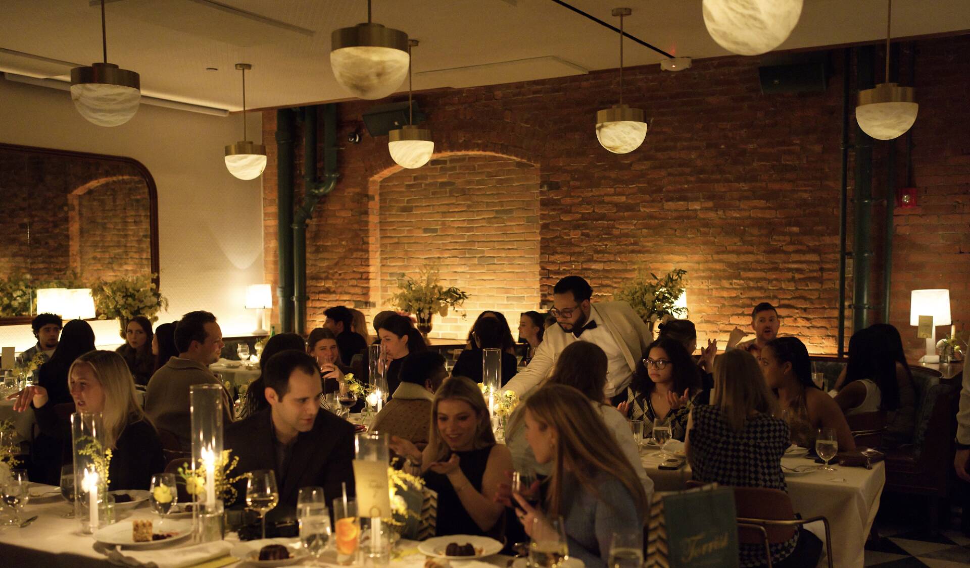 How the Raya Founder Helps You Book Last-Minute Tables