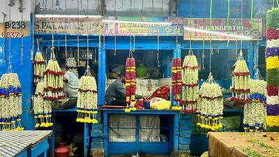 KR Market Flower Lane | Best Things to do in Bengaluru