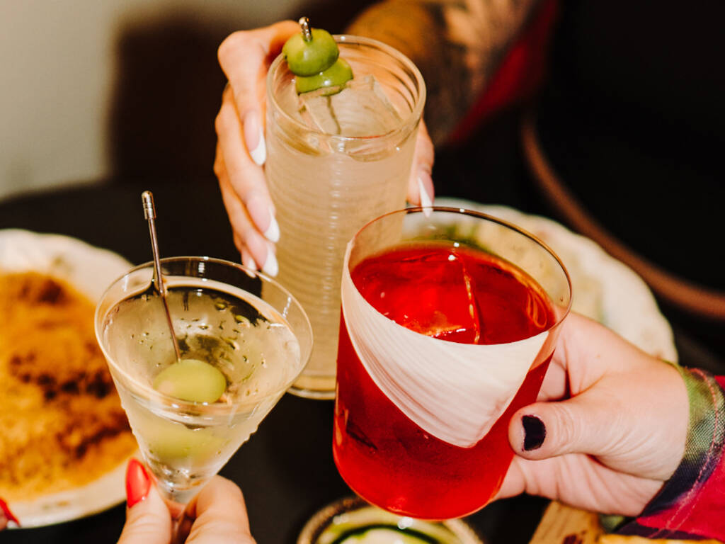 18 Best Cocktail Bars in Chicago, The Official Ranking