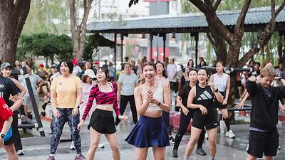 Workout to the beat at Central Chiangmai’s Aerobics Dance Party