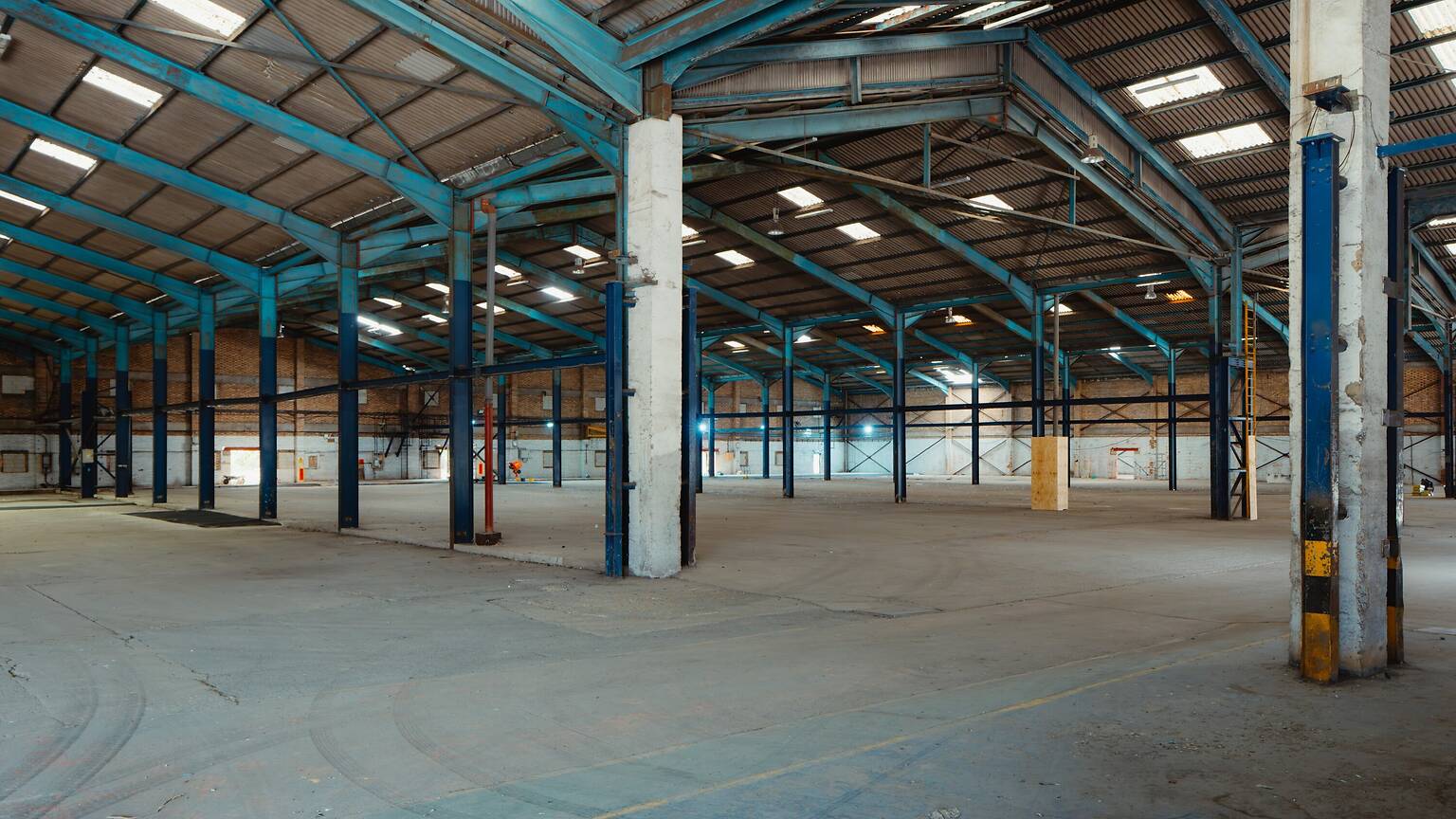 Exclusive: A Massive New 7,000 Capacity Warehouse and Riverside Venue ...