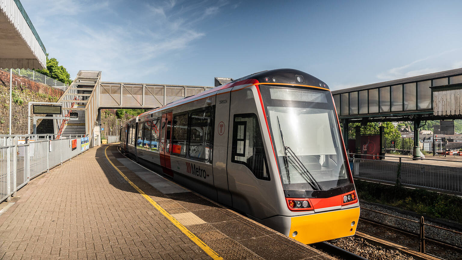Cardiff Is Officially Getting a Shiny New Tram-Train Network