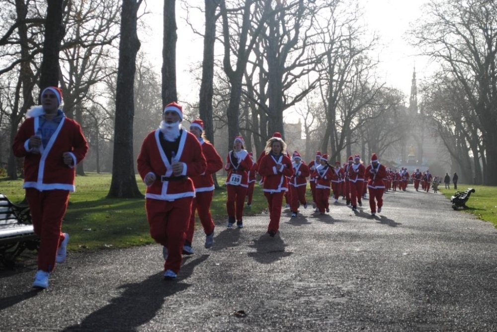 London Santa Run | Things to do in London