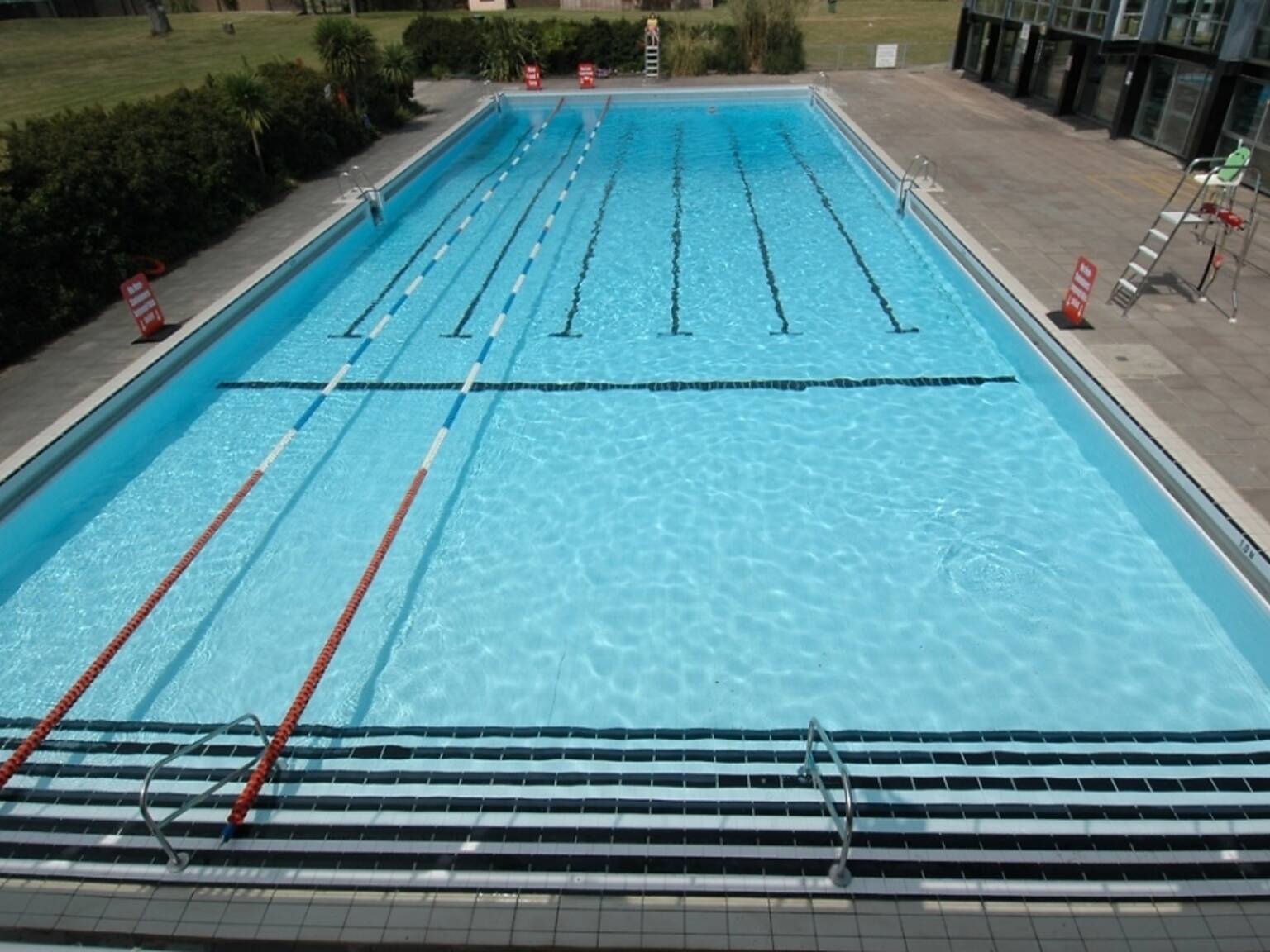 London’s Best Lidos | 16 Outdoor Swimming Pools, Ponds and Lakes