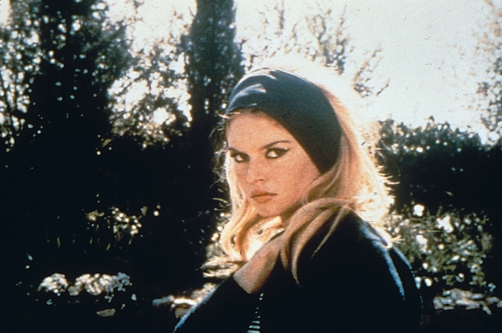 Contempt: movie review , directed by Jean-Luc Godard | Film review