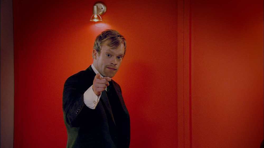 The Agent 2009, directed by Lesley Manning | Film review