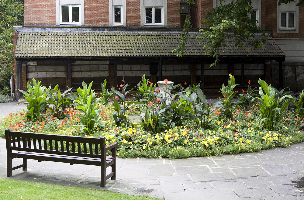 London's Secret Gardens | Hidden Gardens and Green Spaces in London