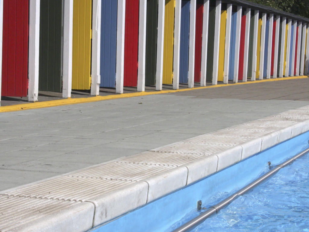 London's Best Lidos | 16 Outdoor Swimming Pools, Ponds and Lakes