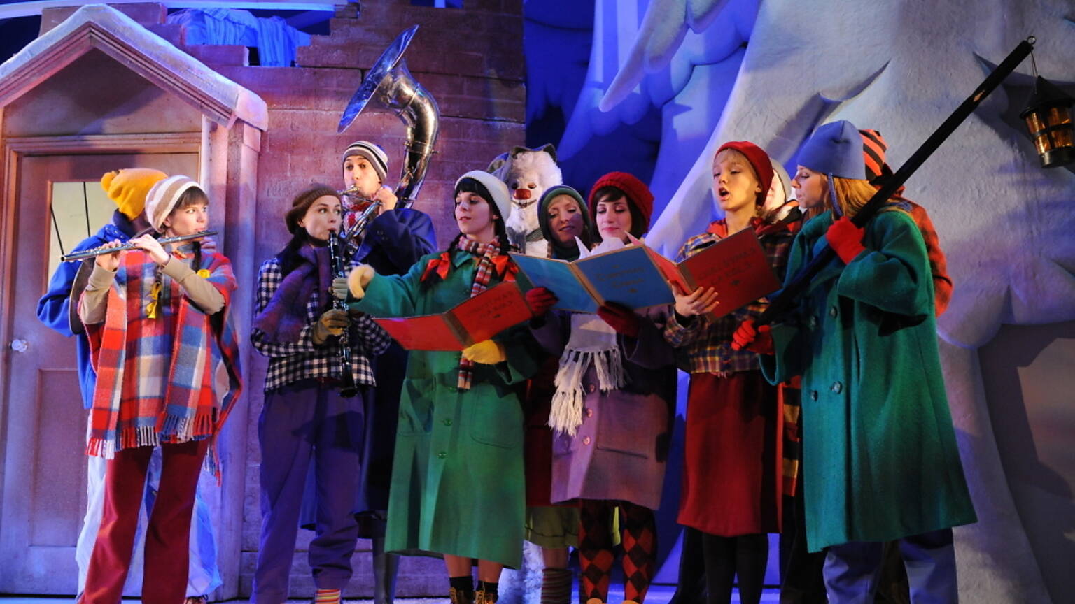 The Snowman review, Peacock Theatre: the Raymond Briggs classic is a ...