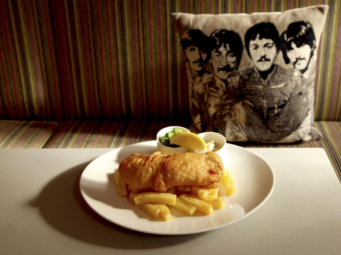 11 Great Wimbledon Bars and Pubs For Post-Tennis Tipples and More