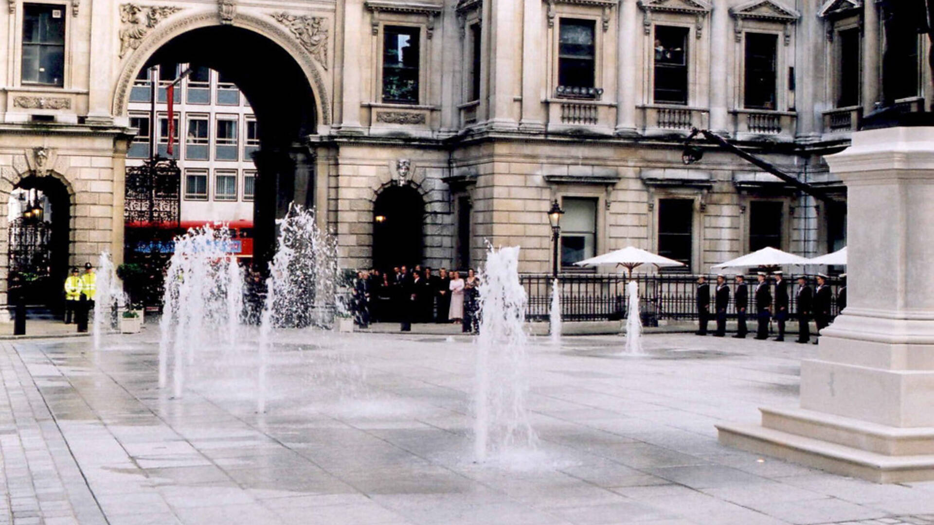 17 Pretty Public Fountains in London | Fantastic Fountains for Cooling ...