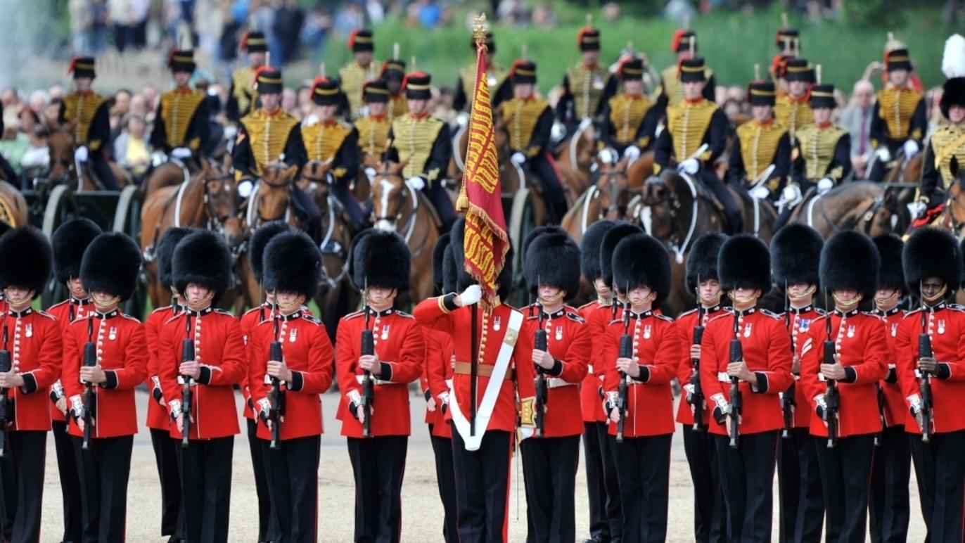 Trooping the Colour: The Queen’s Birthday Parade | Things to do in London